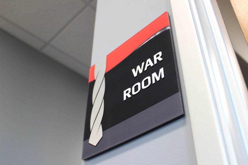 What’s the Purpose of Creative Wayfinding Signage? - ZENTX Media Group